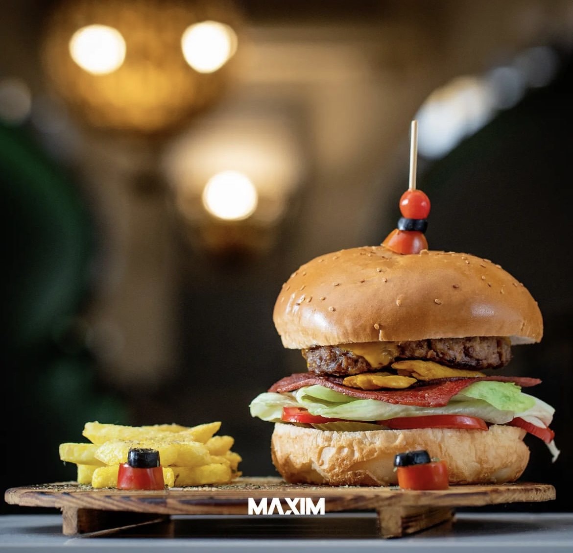 کافه رستوران ماکسیم : اطلاعات، منو و آدرس - کافه گردی تهران