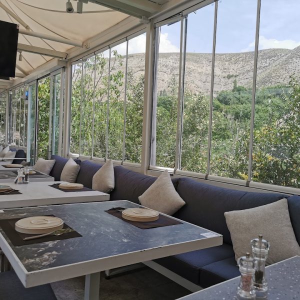 کافه هیزمیکس (شعبه لواسان) : اطلاعات، منو و آدرس - کافه گردی تهران